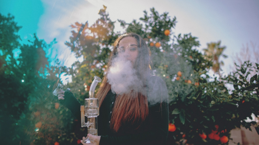 The Best Bong Cleaners For Better Tasting Clouds | Herb