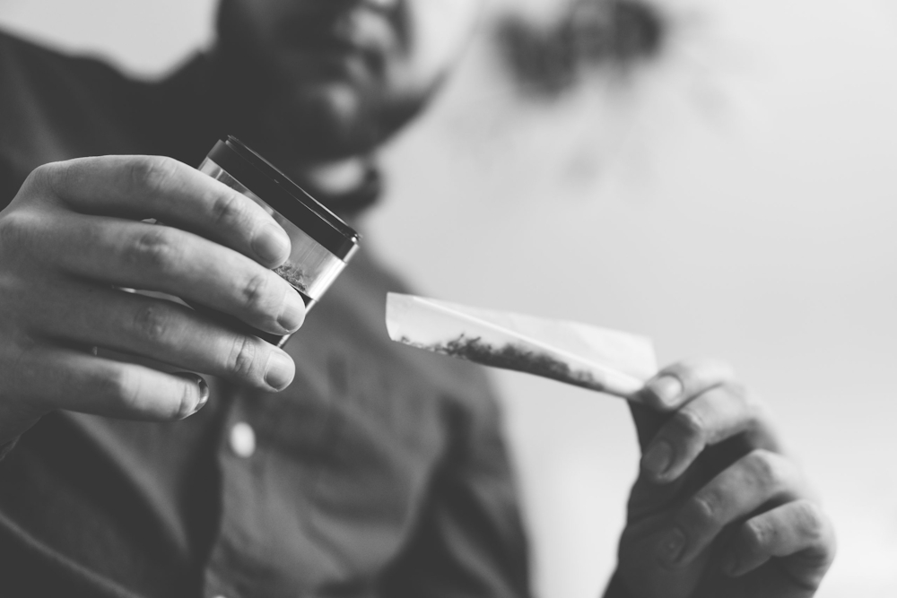 How To Infuse A Joint At Home The Right Way | Herb
